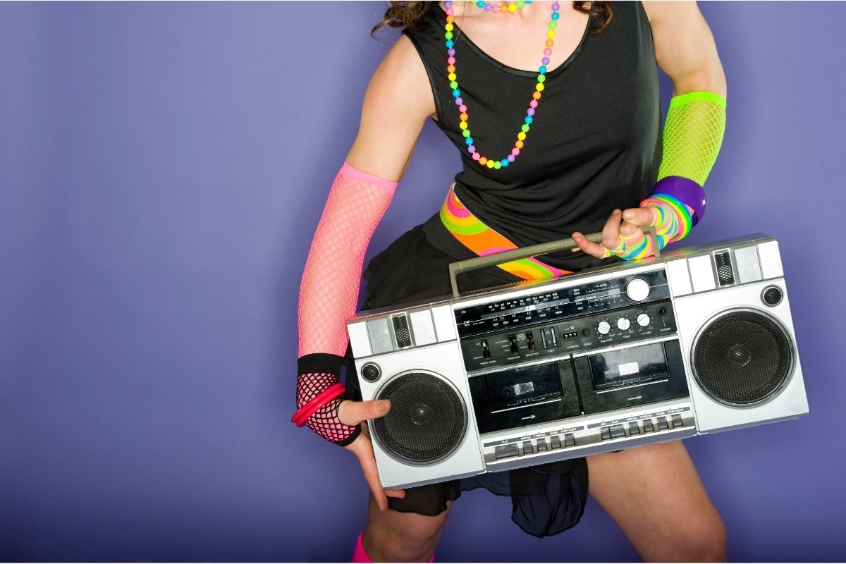 How To Throw An 80s Party - Retro Galaxy