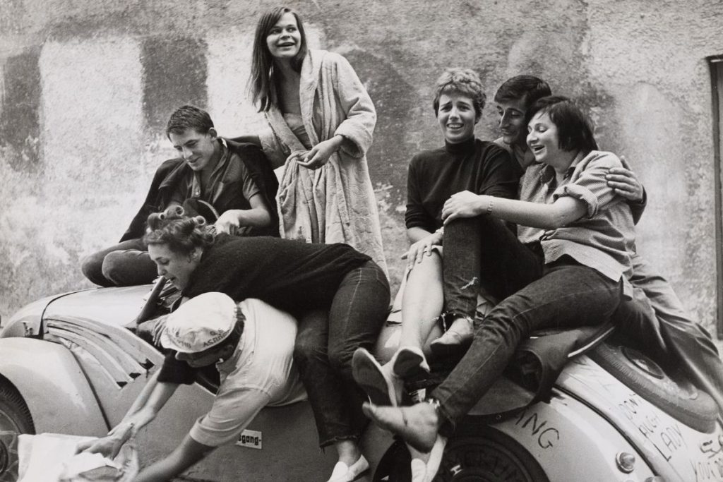 What Is the Difference Between Mods and Rockers? - Retro Galaxy